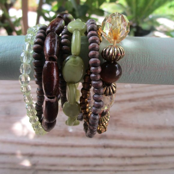 Kohl's | Jewelry | Set Of 8 Beaded Bracelets | Poshmark